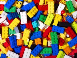 Lego - učenje uz pomoć popularnih kockica